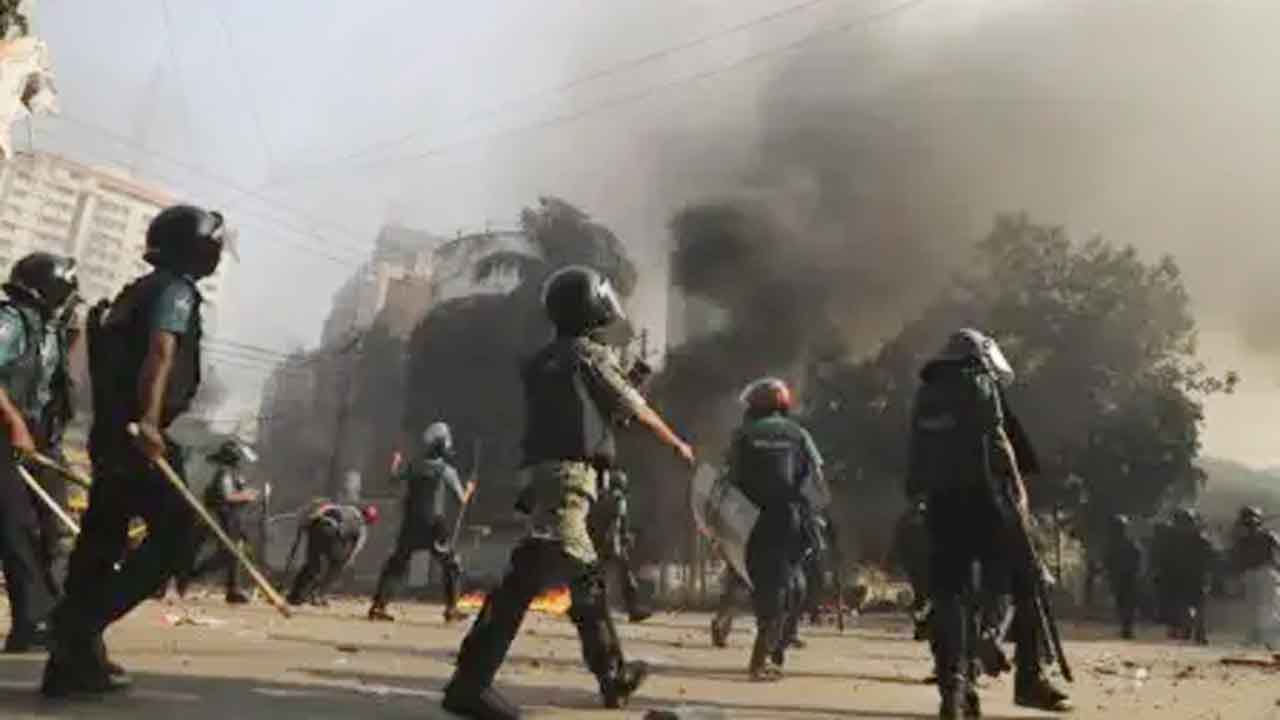 Operation Devil Hunt:यूनुस सरकार ने देश में छेड़ दिया 'ऑपरेशन डेविल हंट'